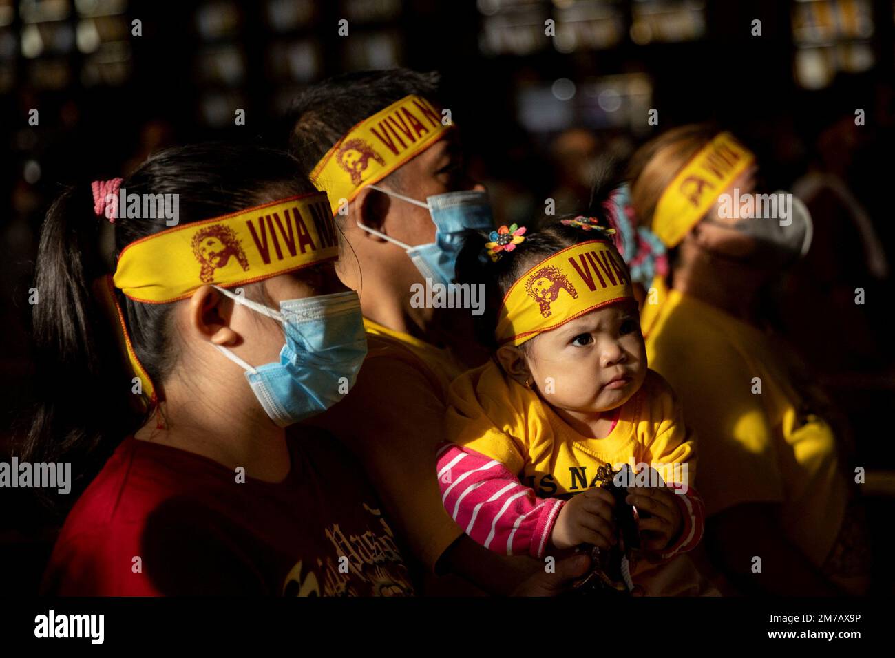 Filipino catholic devotees hi-res stock photography and images - Alamy