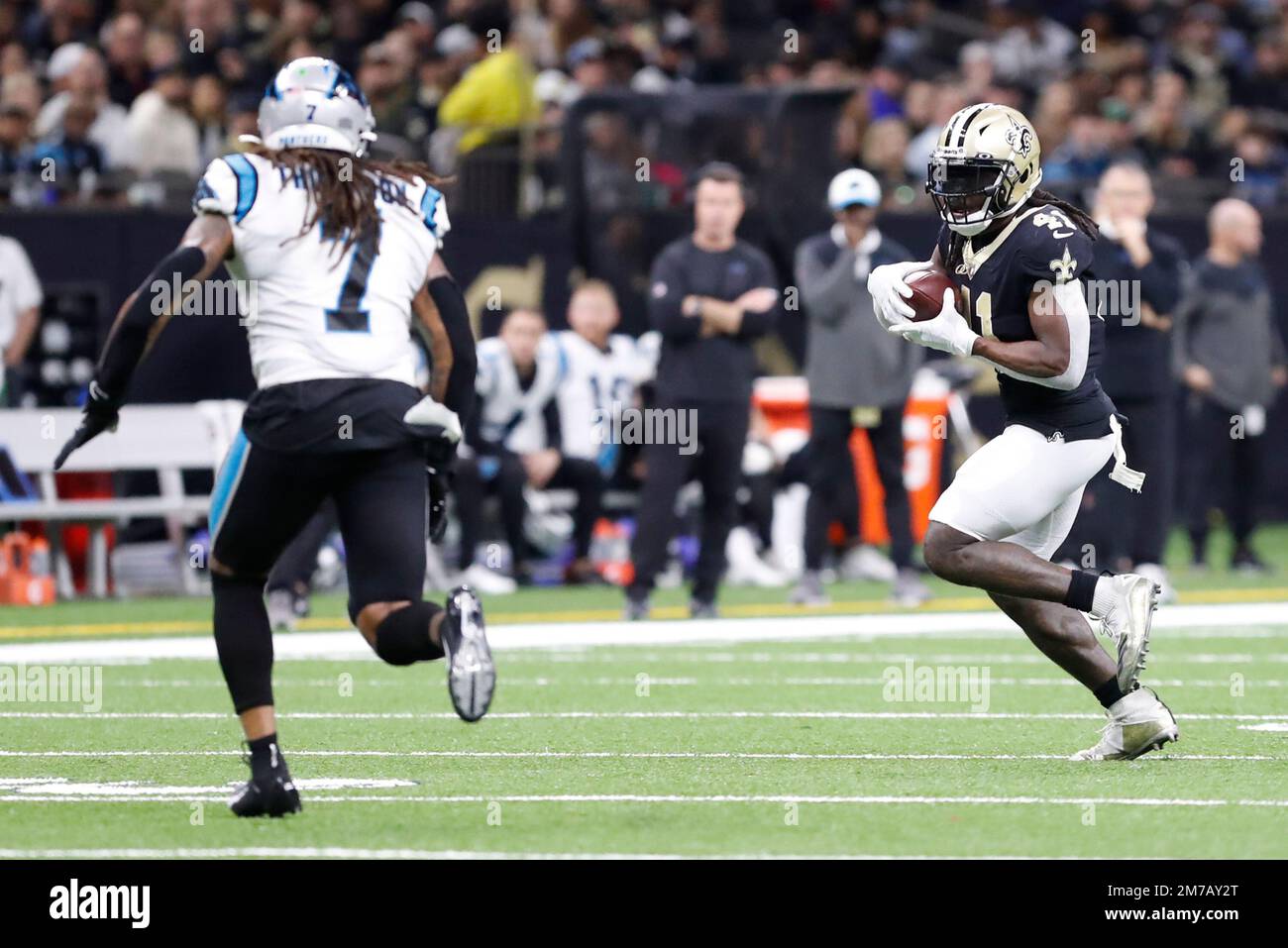 Peter thompson football hi-res stock photography and images - Alamy