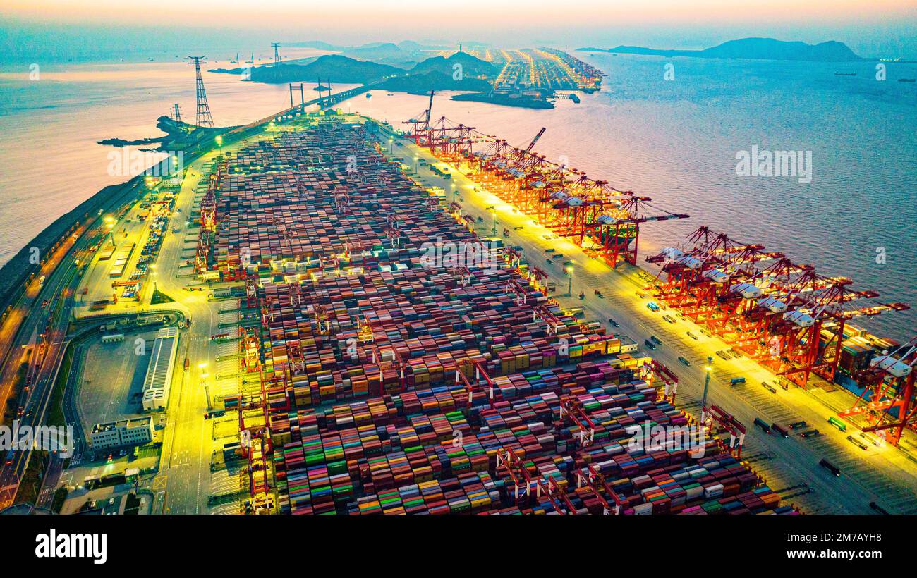 SHANGHAI, CHINA - JANUARY 8, 2023 - An automated wharf operation at ...