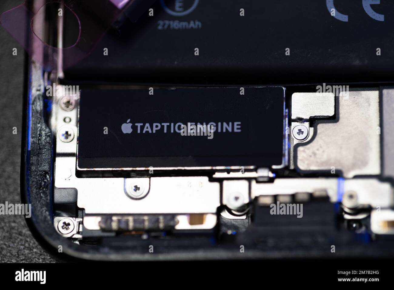 Iphone 14 2023 hi-res stock photography and images - Alamy