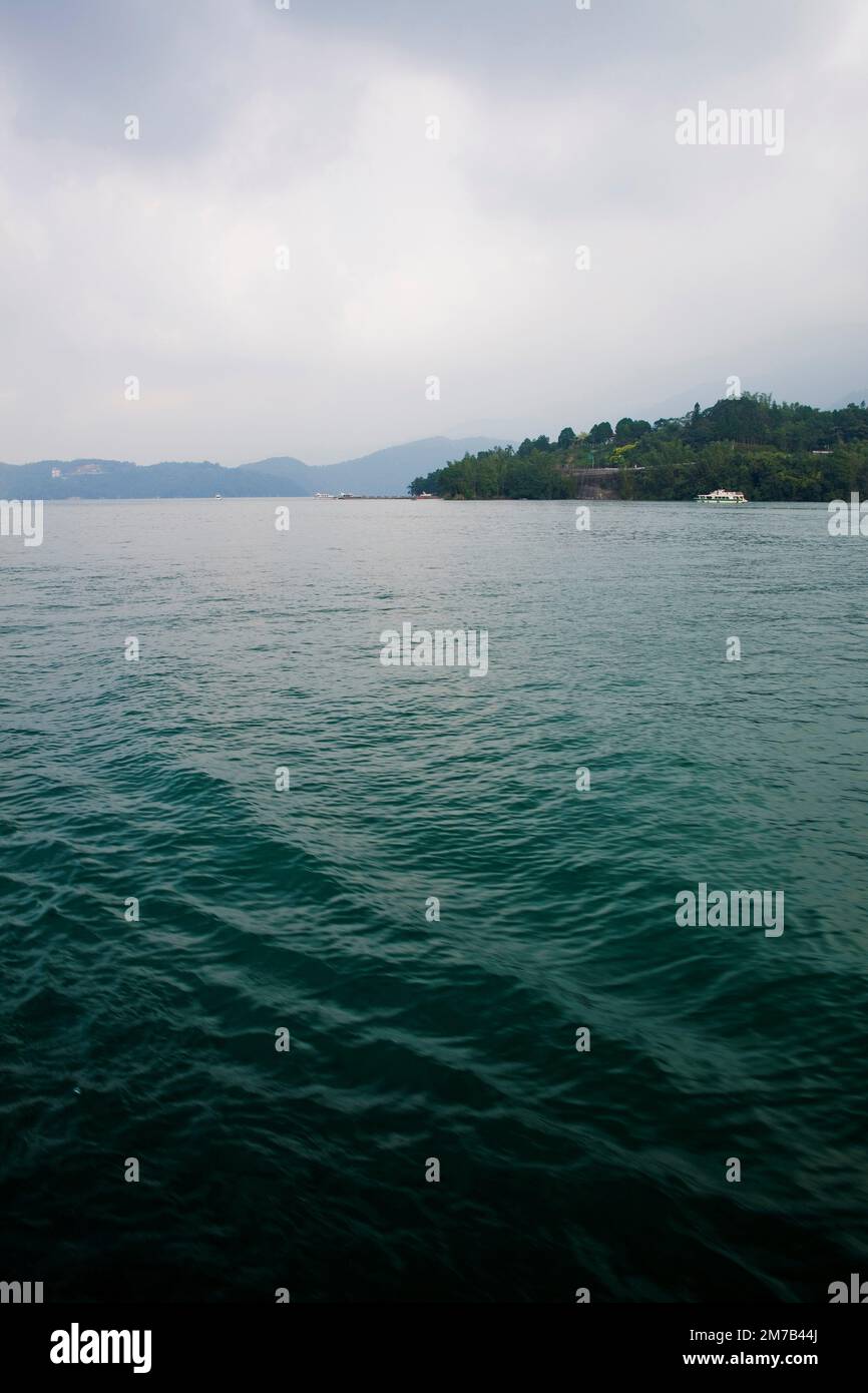 Moon pool vessel hi-res stock photography and images - Alamy