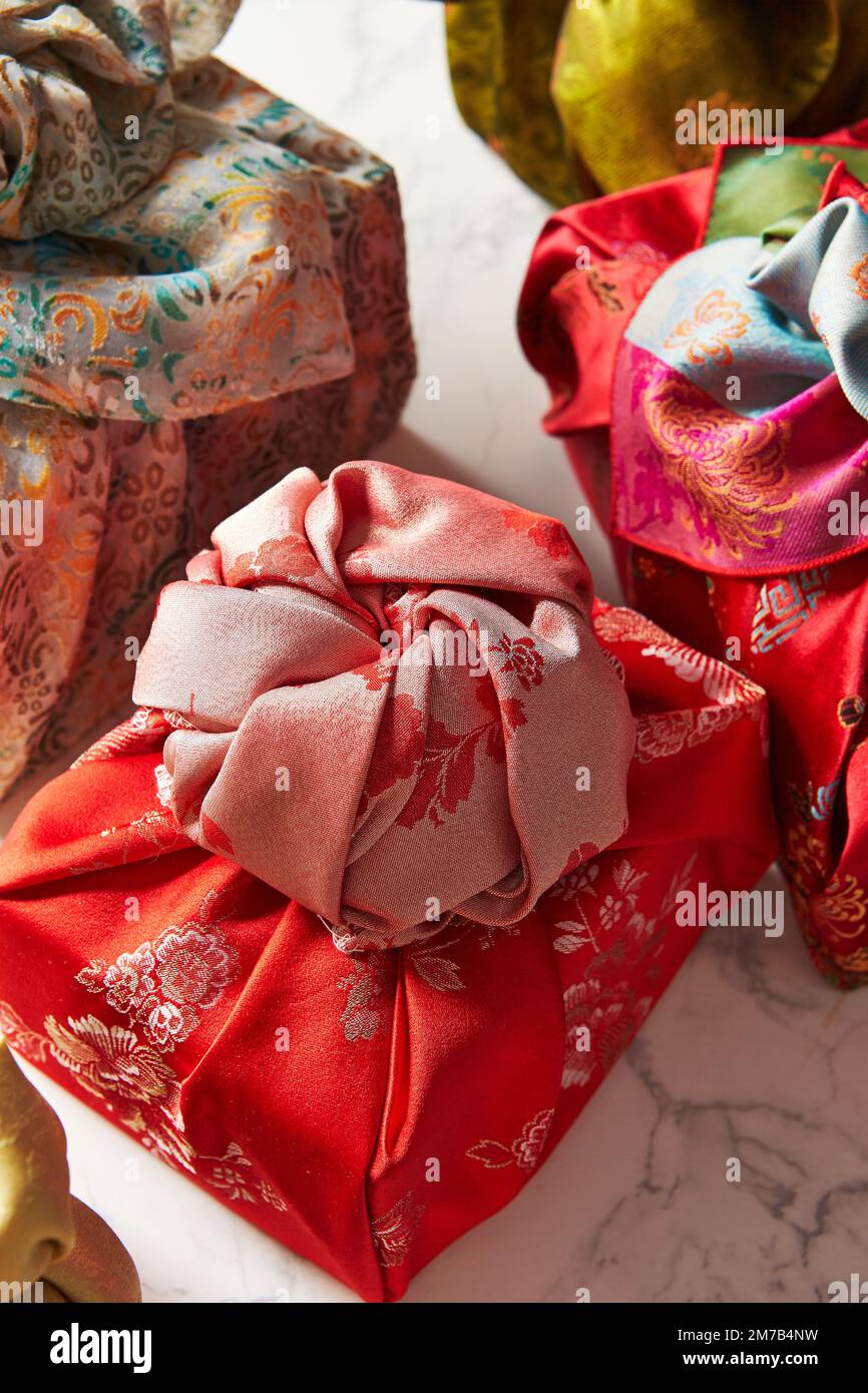 Korean traditional gift wrapping, holiday gift Stock Photo - Alamy