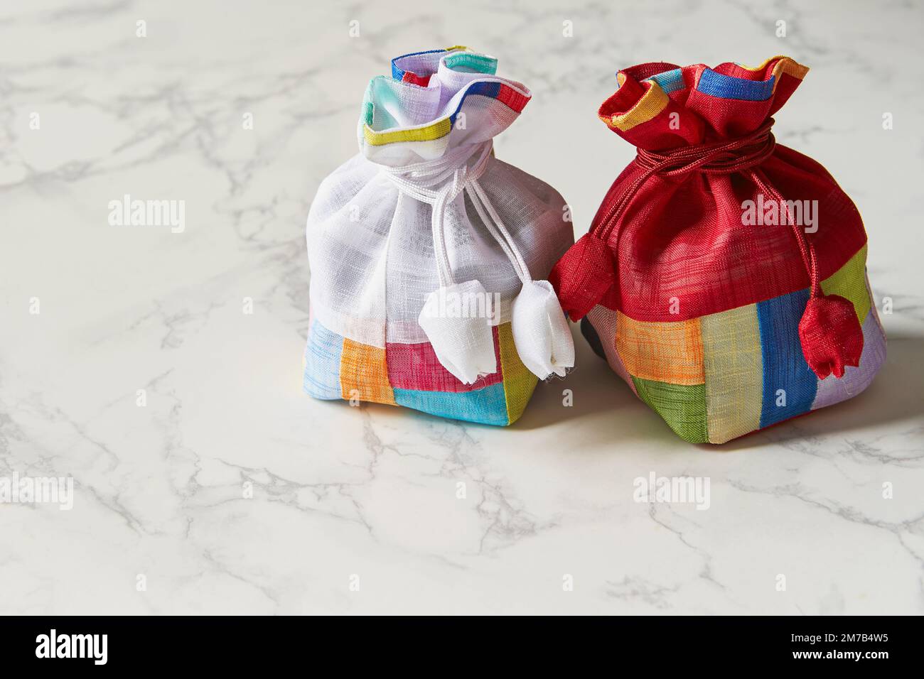 Korean traditional gift wrapping, holiday gift Stock Photo - Alamy