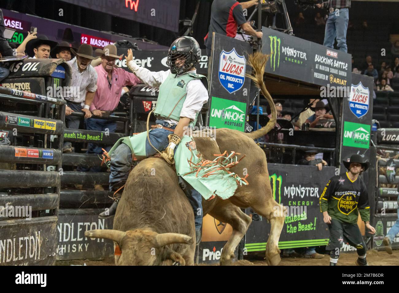 NEW YORK, NEW YORK - JANUARY 08: Thiago Salgado rides Razzmatazz during ...