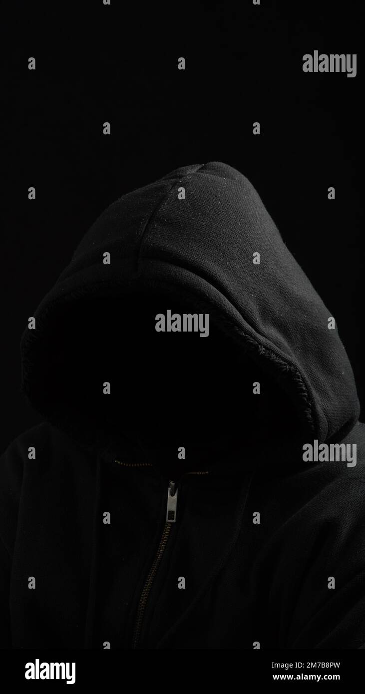 Suspicious hoodie hooded hood hi-res stock photography and images - Alamy