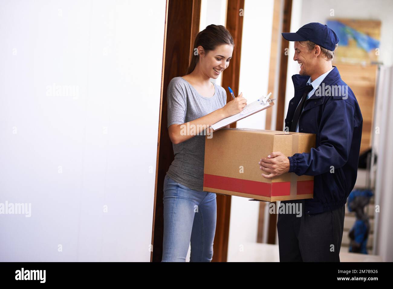 Home delivery customer package hi-res stock photography and images - Alamy
