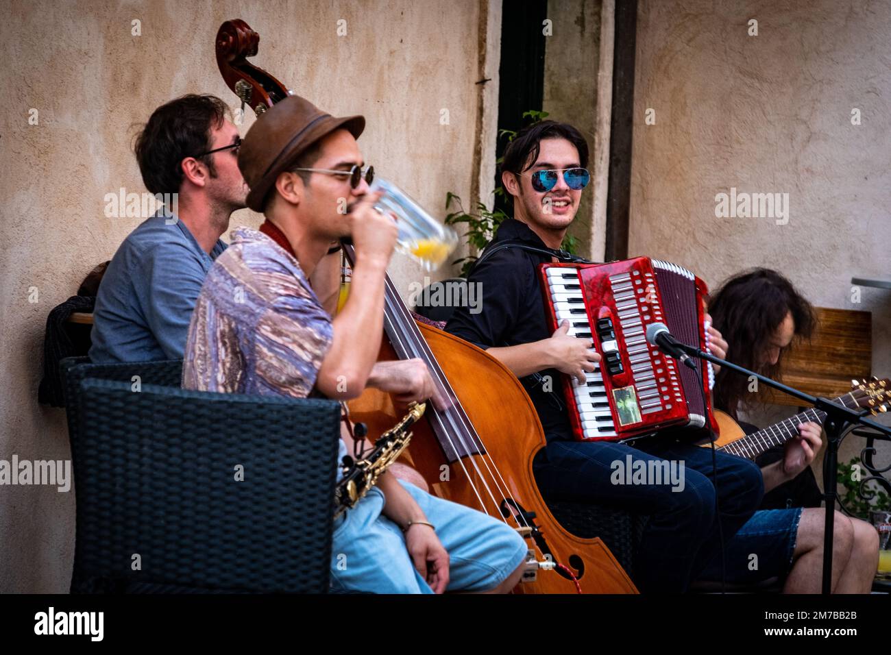 Split, Croatia- Musicians playing on city streets Stock Photo - Alamy