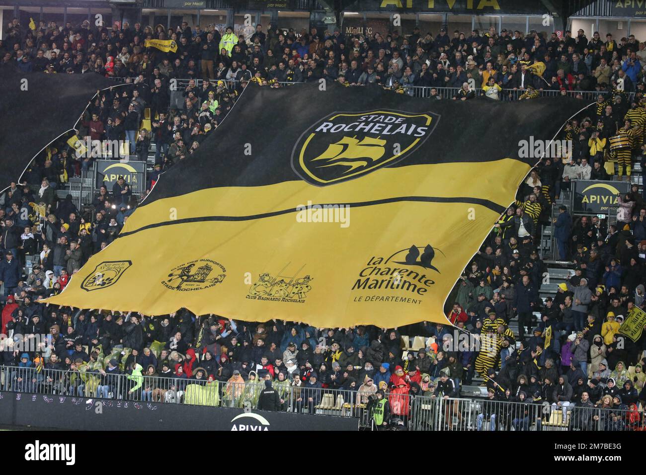 Stade rochelais stade toulousain hi-res stock photography and images ...