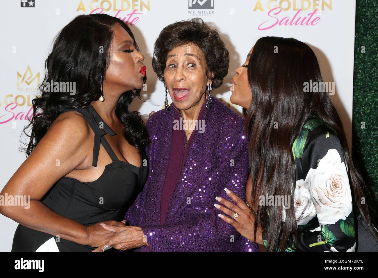 LOS ANGELES - JAN 8: Sheryl Lee Ralph, Marla Gibbs, Niecy Nash-Betts at ...