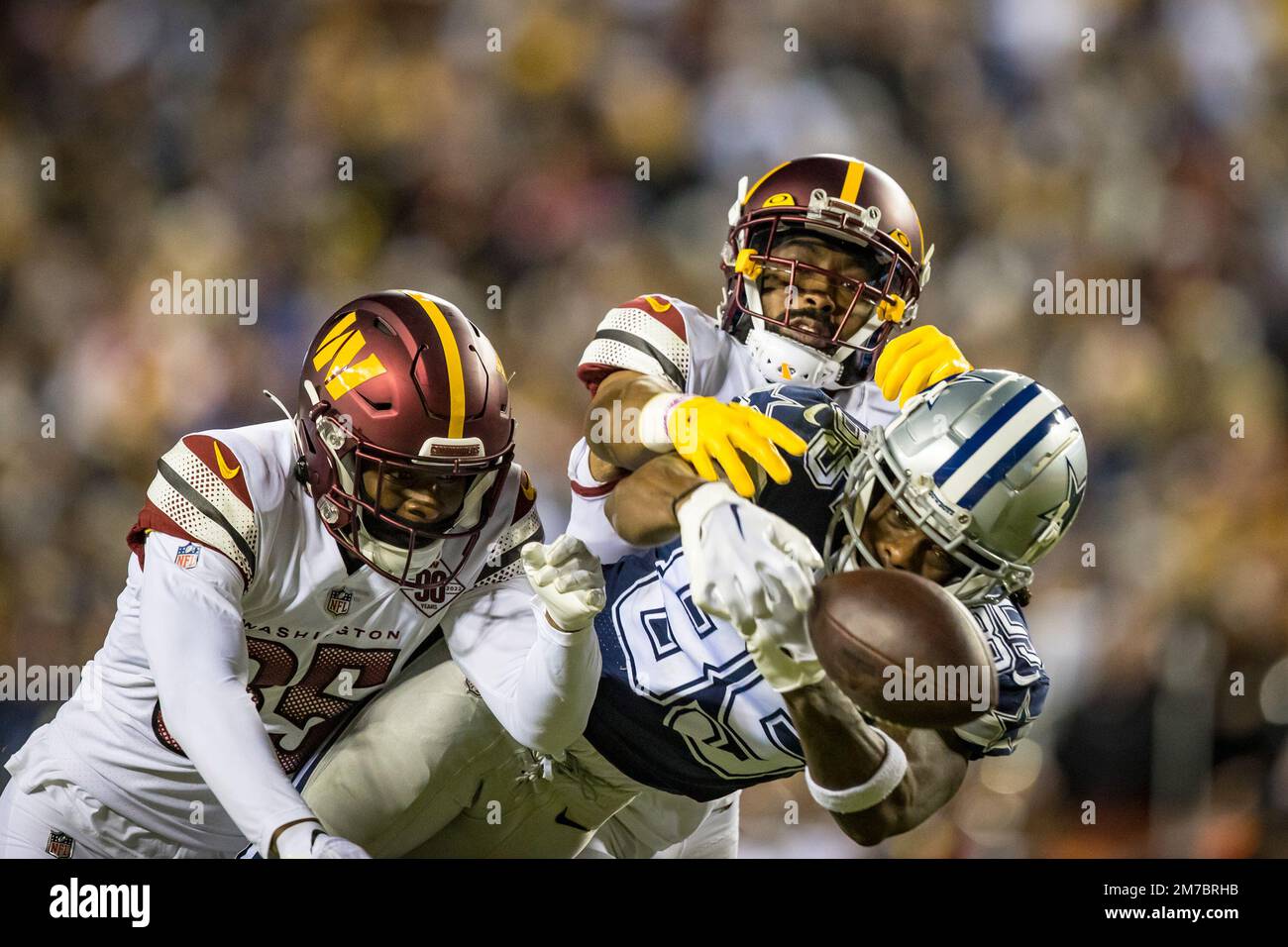 Kendall fuller commanders 2023 hi-res stock photography and images - Alamy