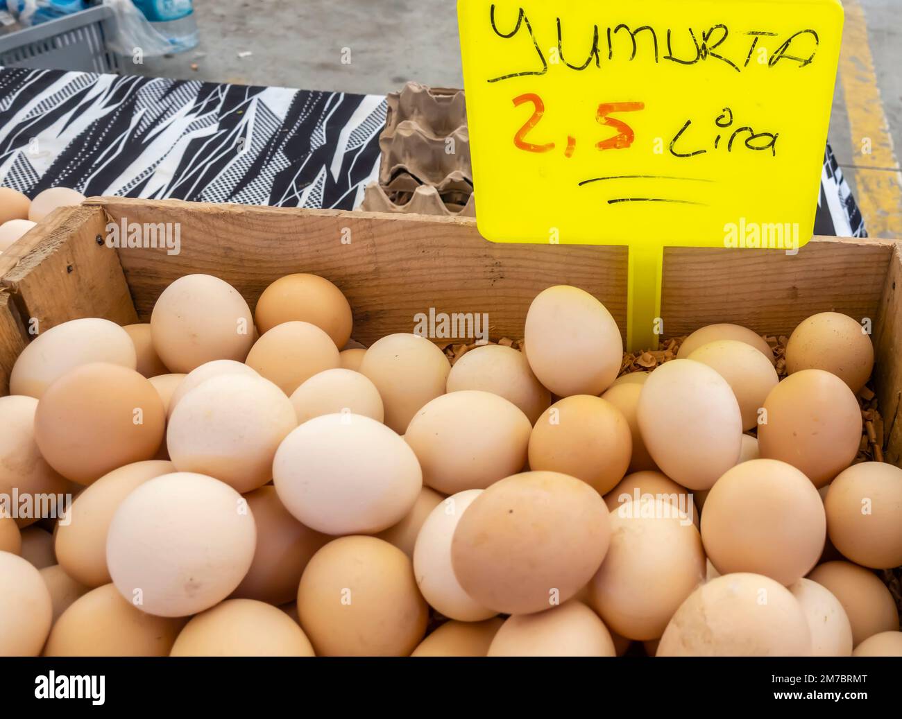 Handwritten price tag hi-res stock photography and images - Alamy