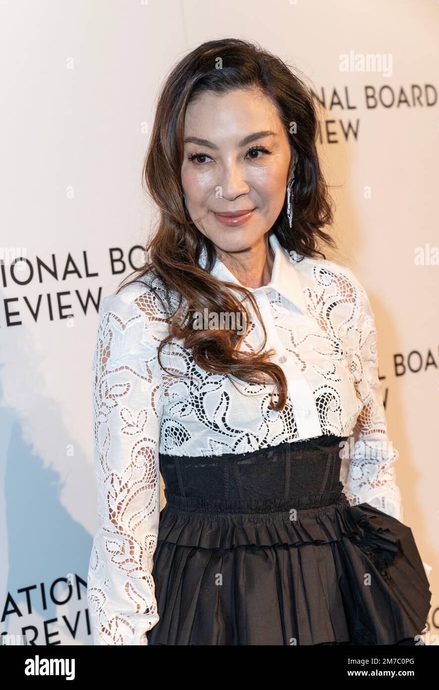 Michelle Yeoh wearing dress by Pierre Cardin attends National Board Of ...