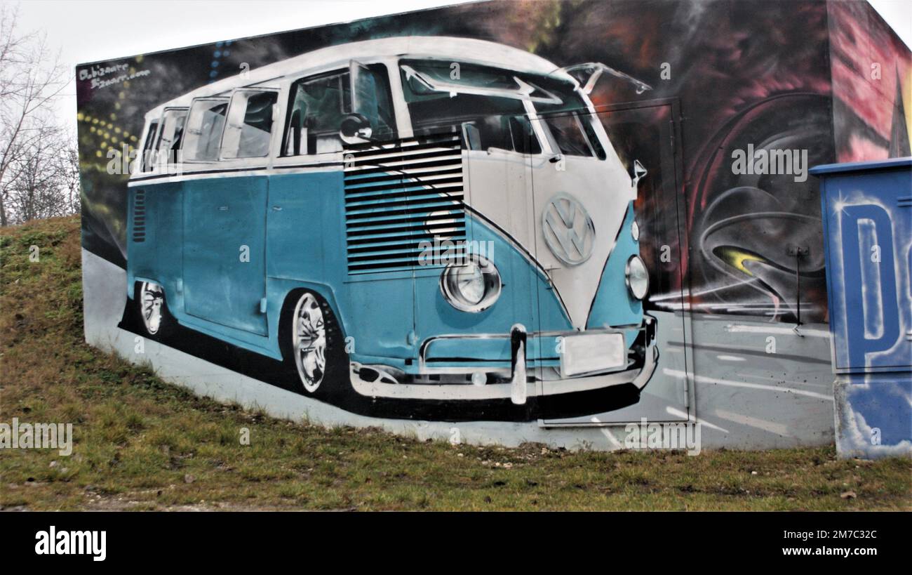 Graffiti / VW Bully Stock Photo - Alamy