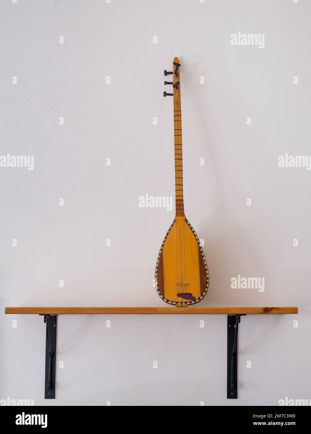 Sultan instruments hi-res stock photography and images - Alamy