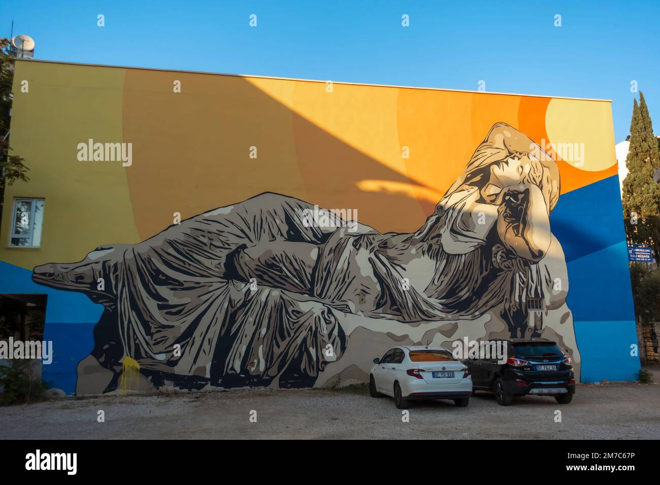 Antalya Mural. Girayhan Gürbüz & Emrah Man Hakkında mural depicting ...
