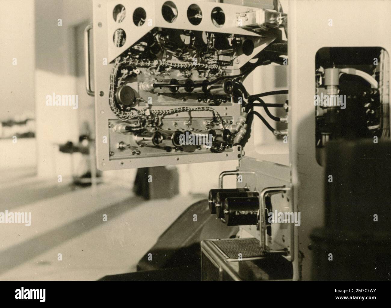 Old electronics onboard an Italian Navy ship, Italy 1958 Stock Photo ...