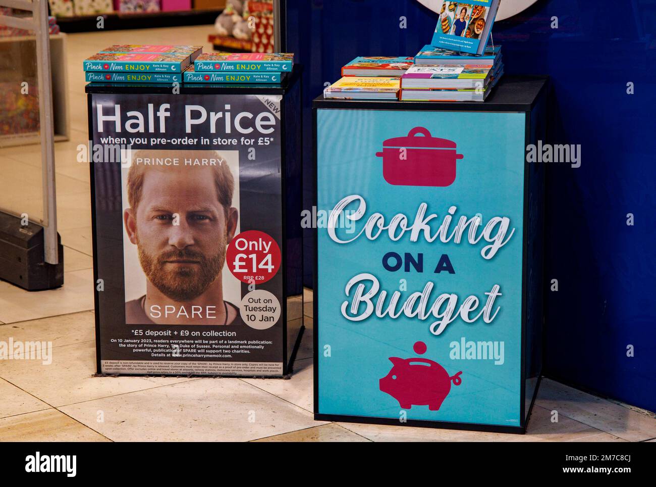 Spare life with royals hi-res stock photography and images - Alamy