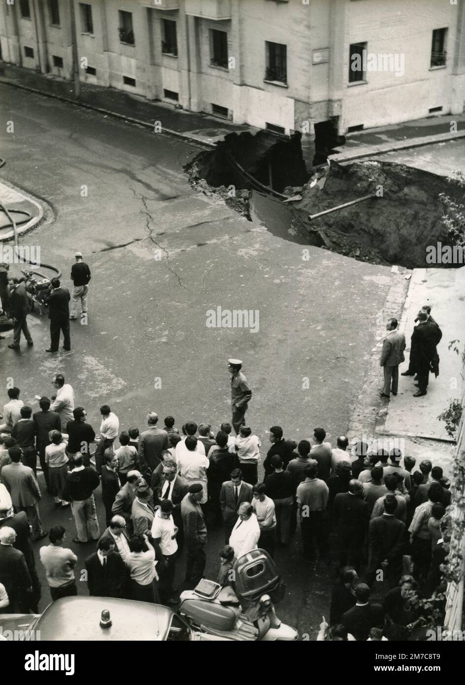 1960s road hi-res stock photography and images - Alamy