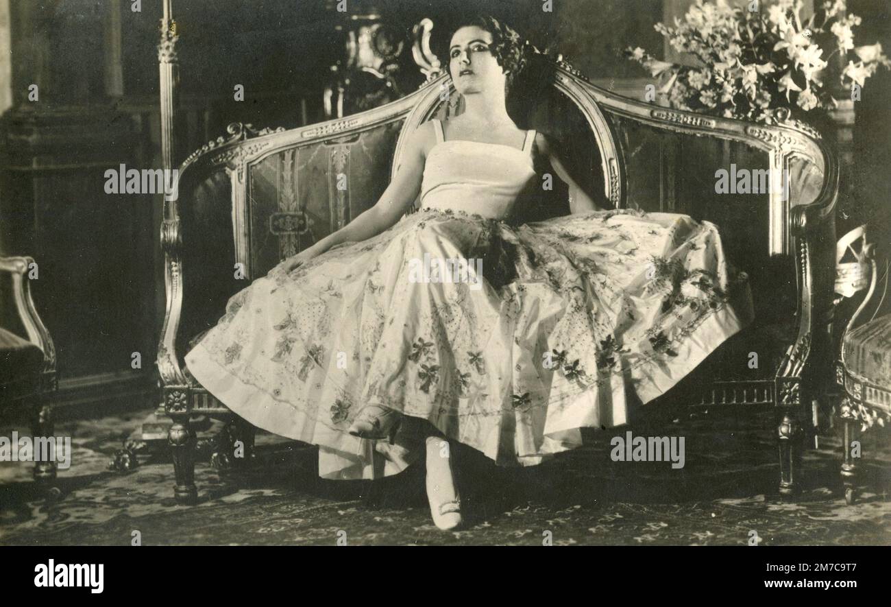 Italian silent film actress Francesca Bertini, 1920s Stock Photo - Alamy