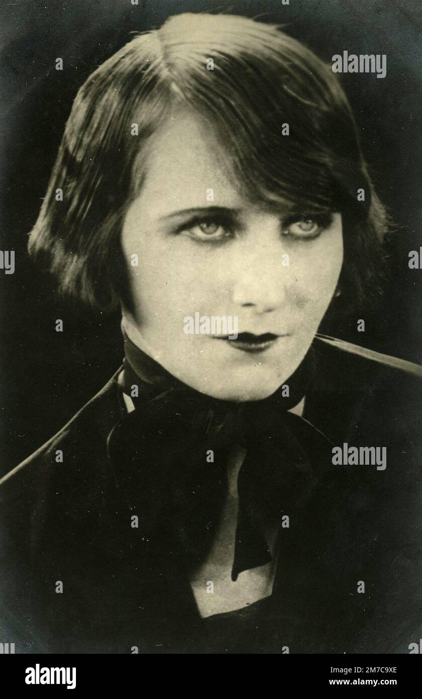 Portrait of Hungarian silent film actress Maria Korda, 1920s Stock ...