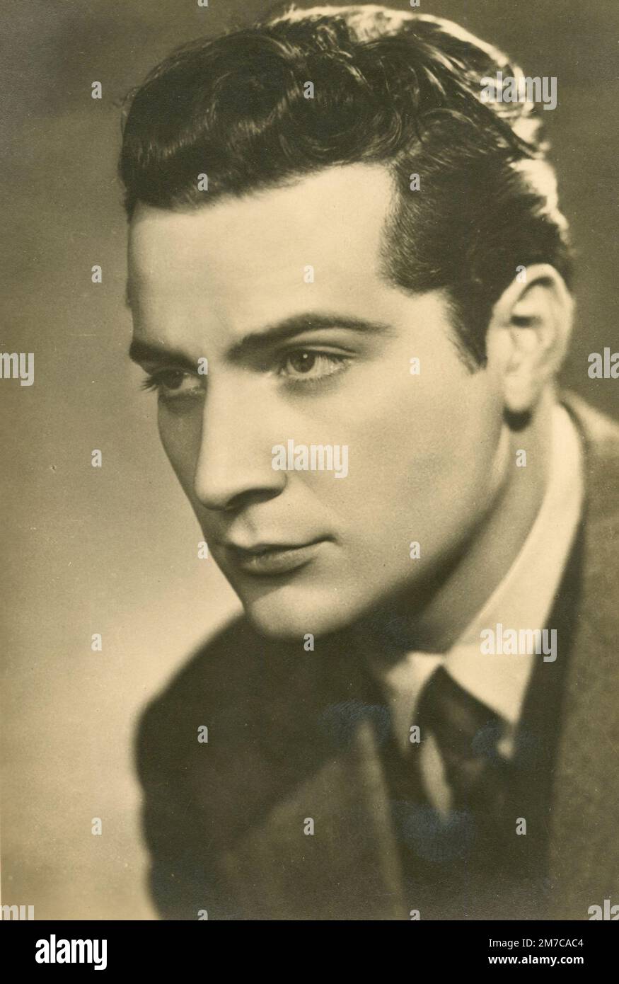 1940s film director hi-res stock photography and images - Alamy