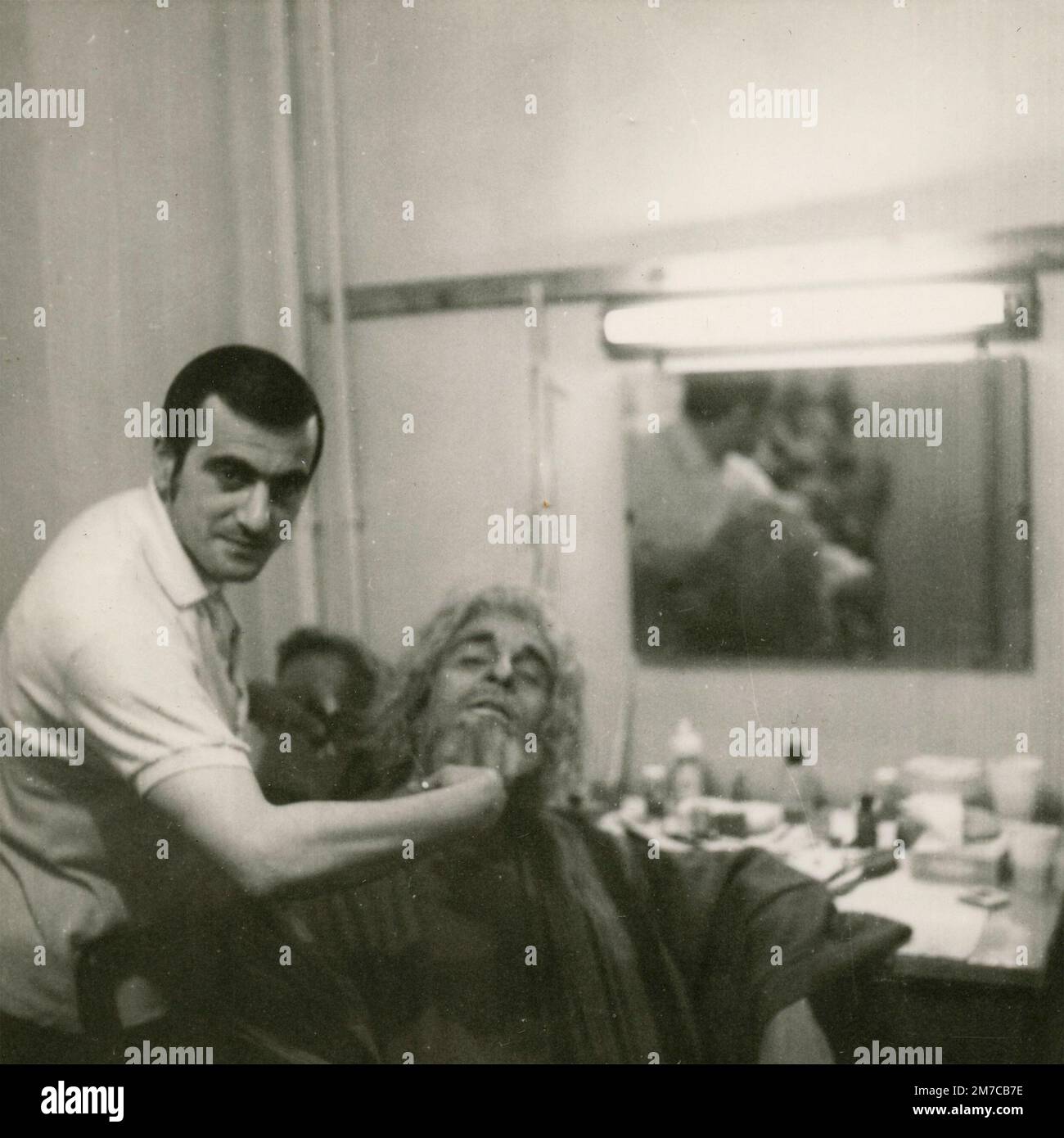 Italian opera singer basso Carosi to make up before the Turandot ...