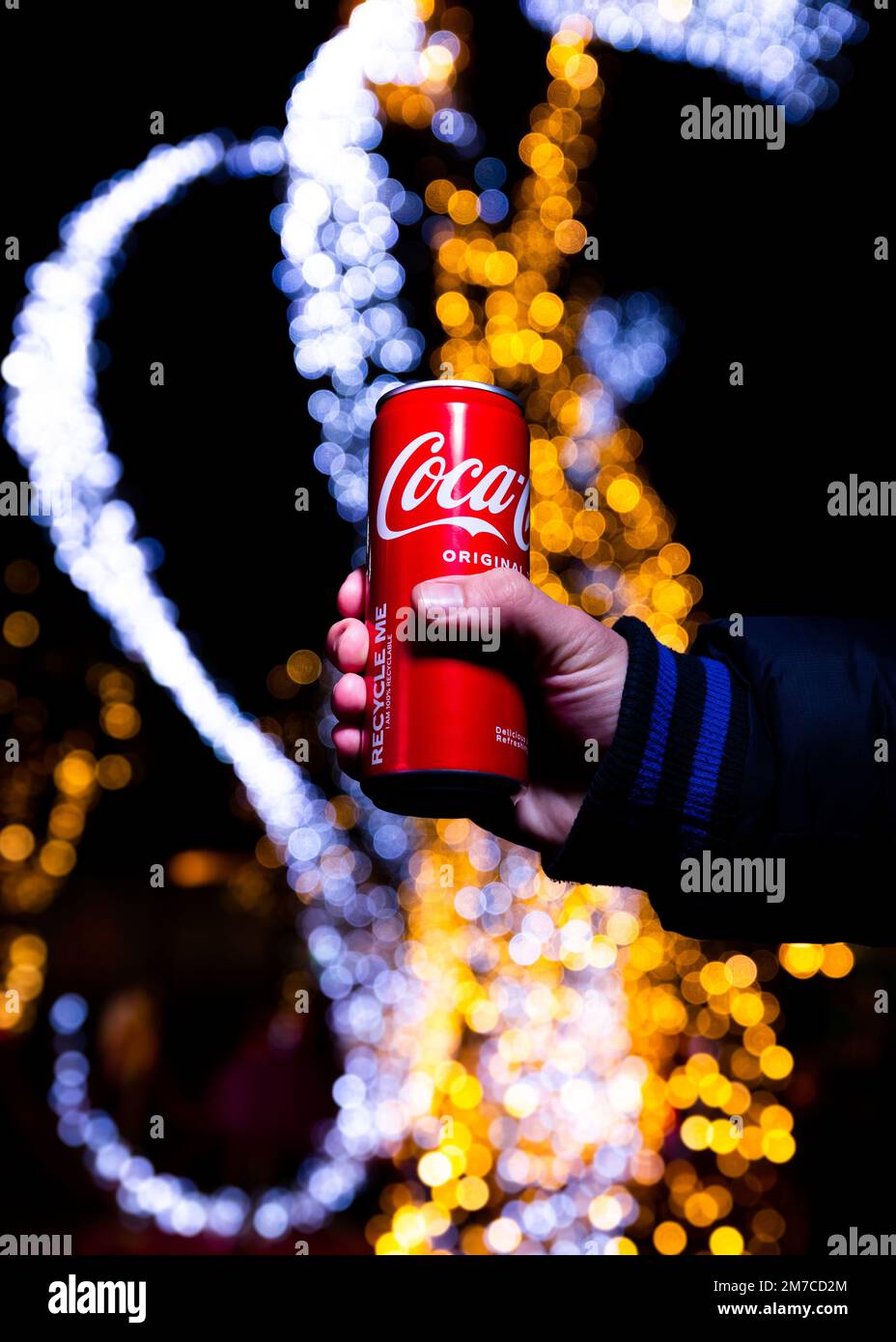 Coca cola original bottle can hi-res stock photography and images - Alamy