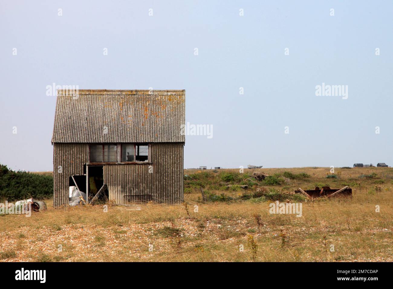 Neglected beach hut hi-res stock photography and images - Alamy