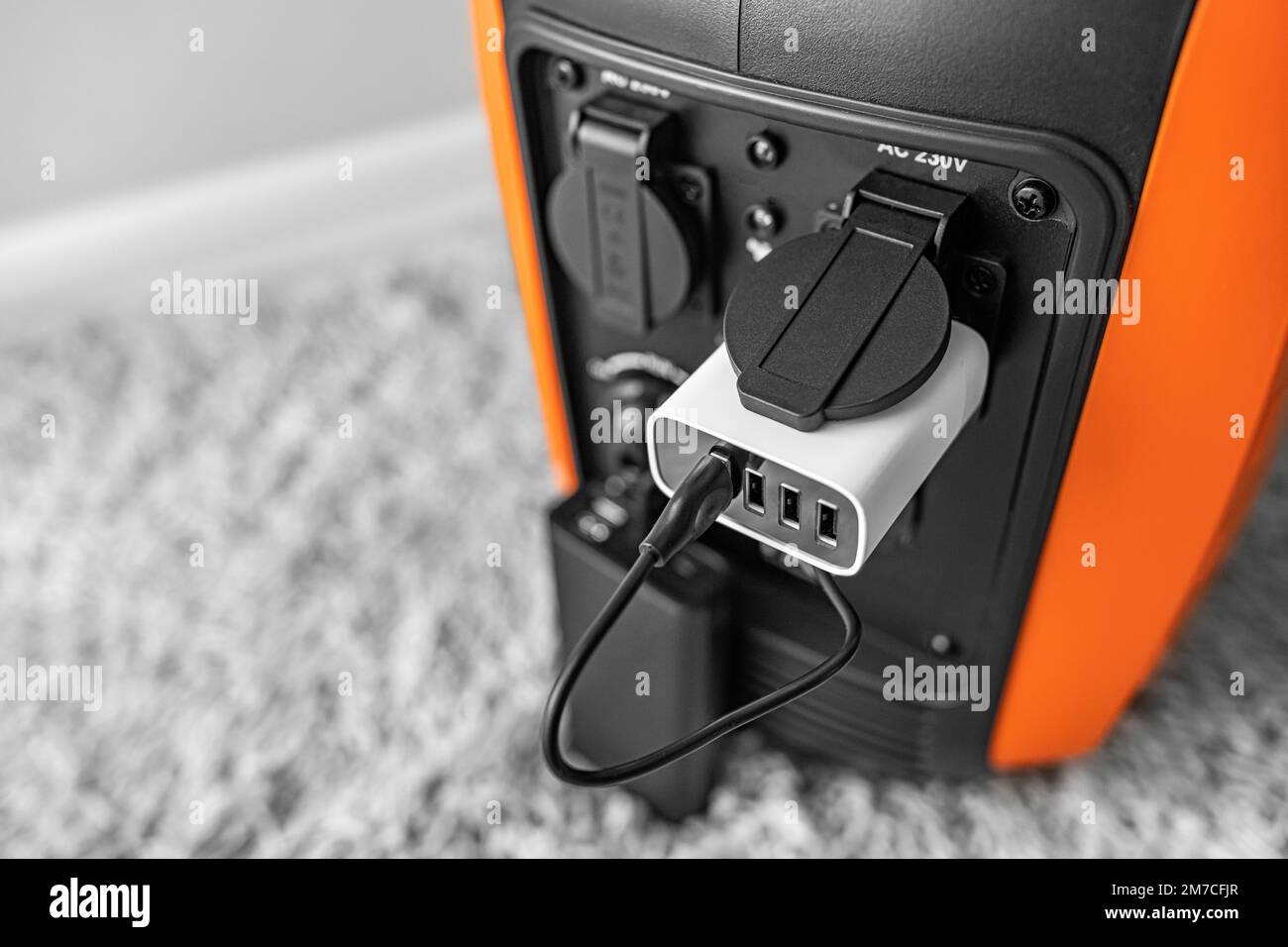 Power bank charges cell hi-res stock photography and images - Alamy
