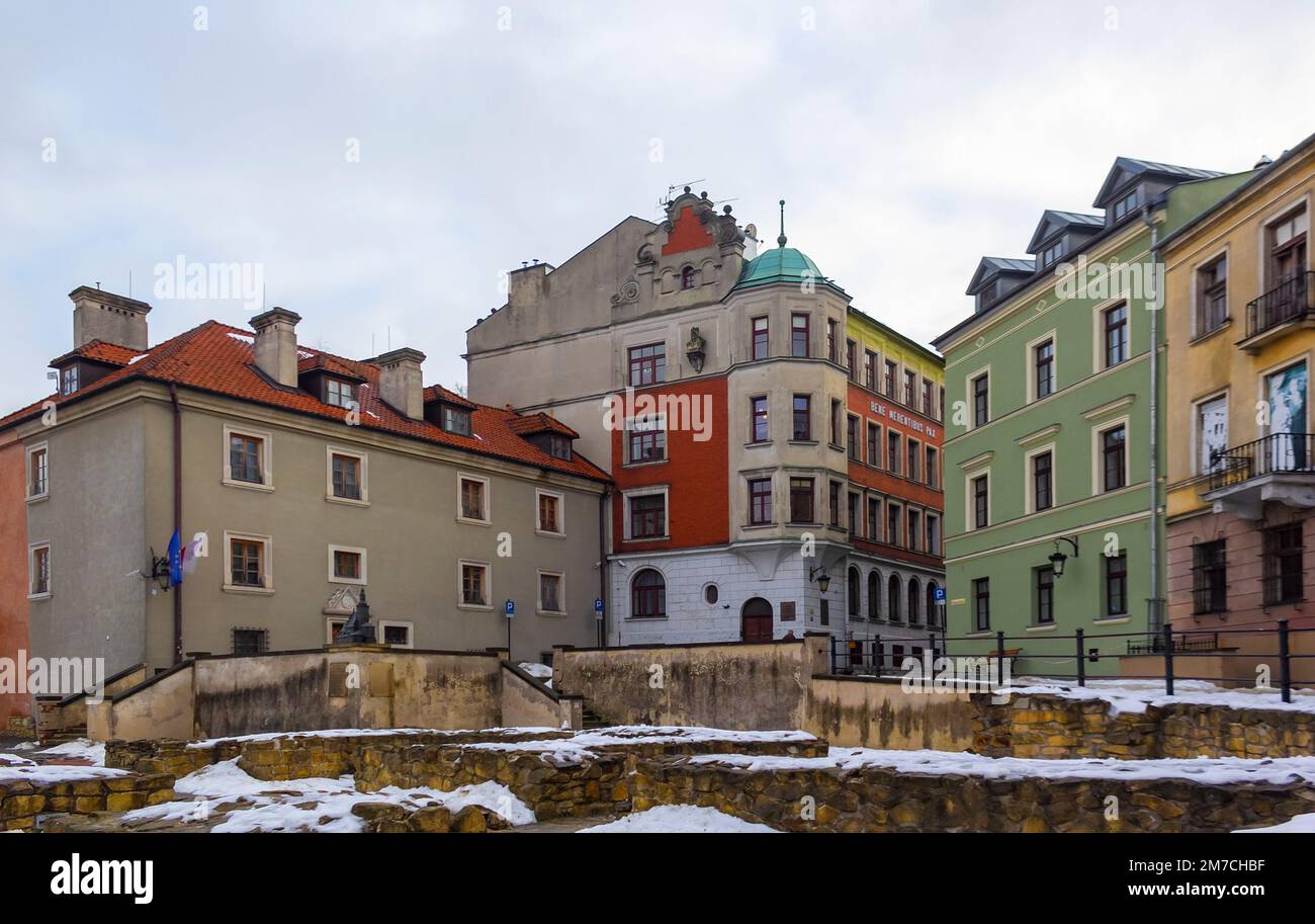 Square according to farz hi-res stock photography and images - Alamy