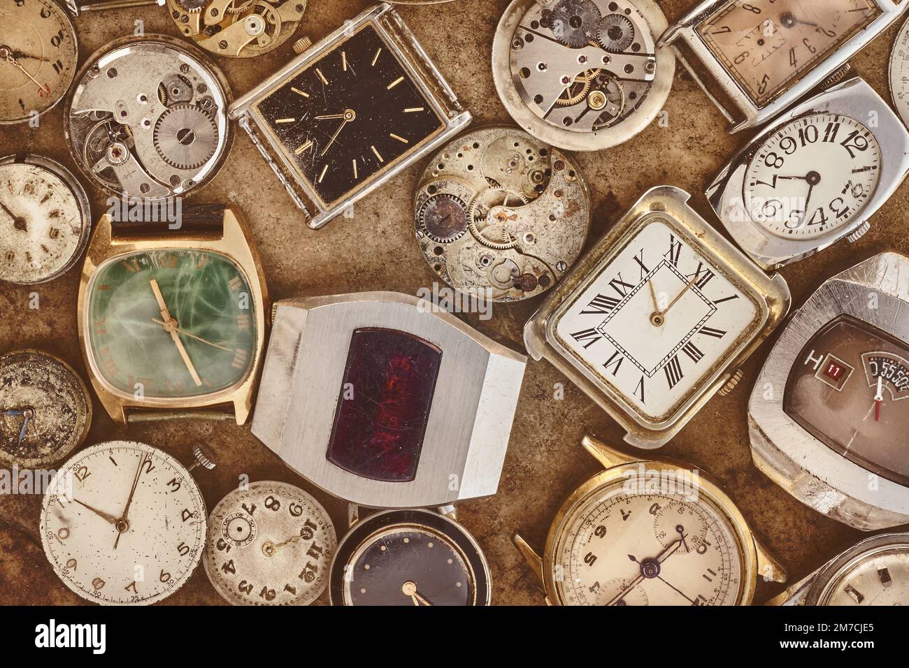 Watch parts hi-res stock photography and images - Alamy