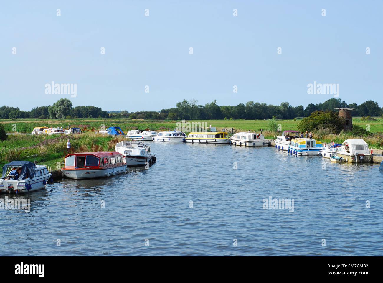 Boats on the River Ant at Ludham Bridge, Norfolk, East Anglia UK, in ...