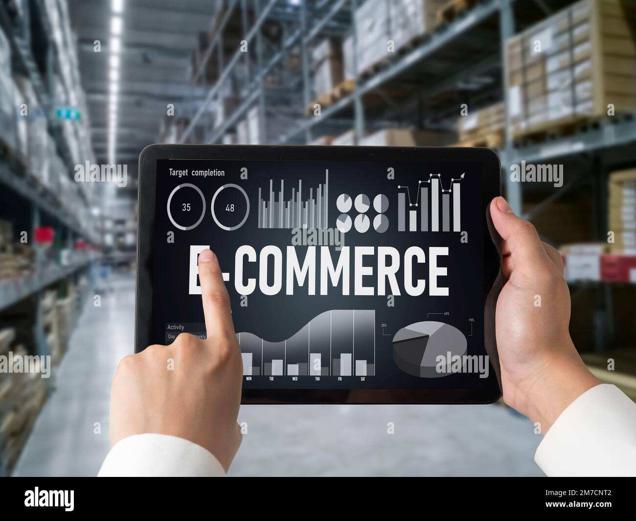 E supply chain hi-res stock photography and images - Alamy