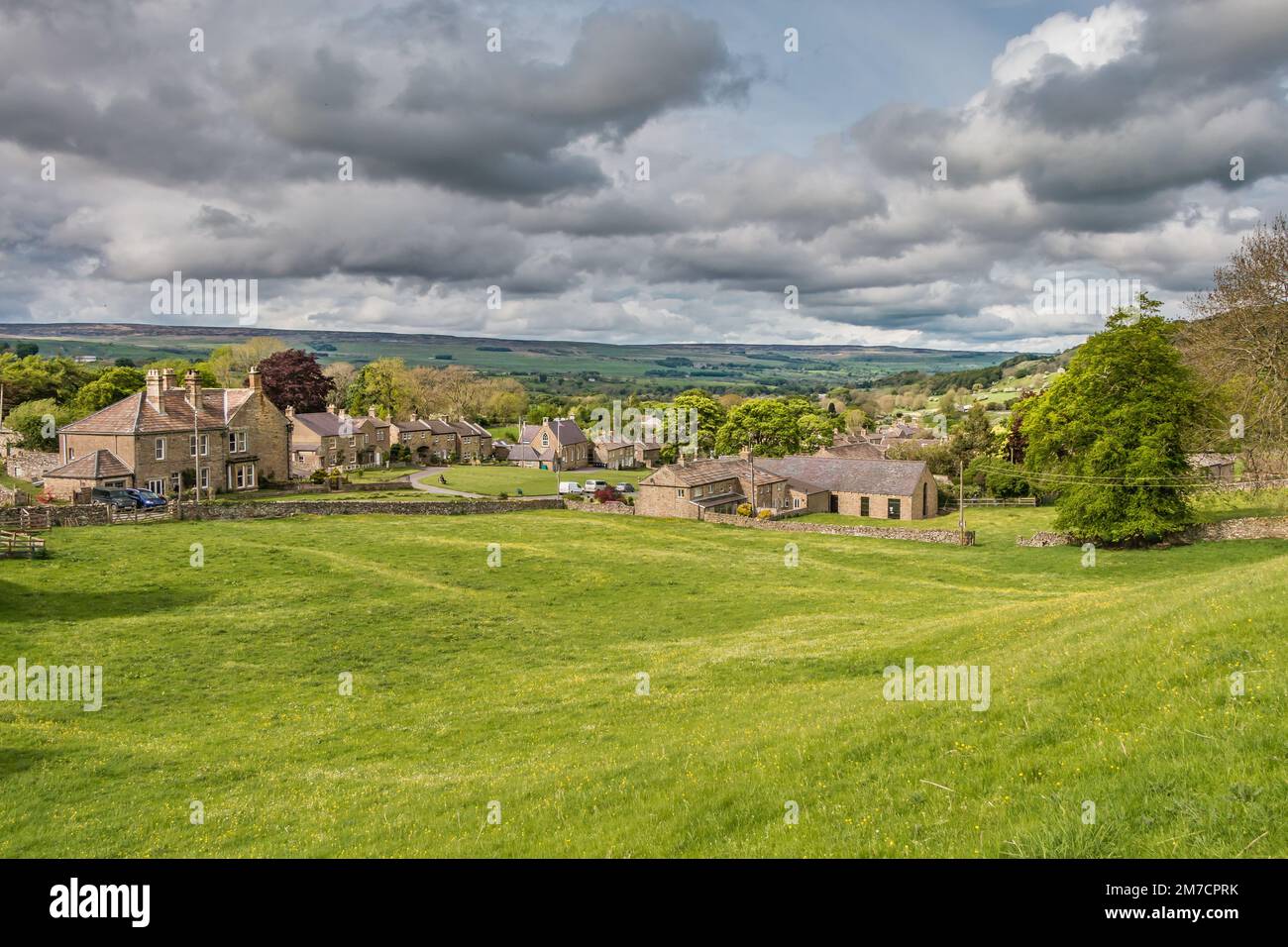 Early evening spring sunshine on West Burton, Wensleydale, Yorkshire ...