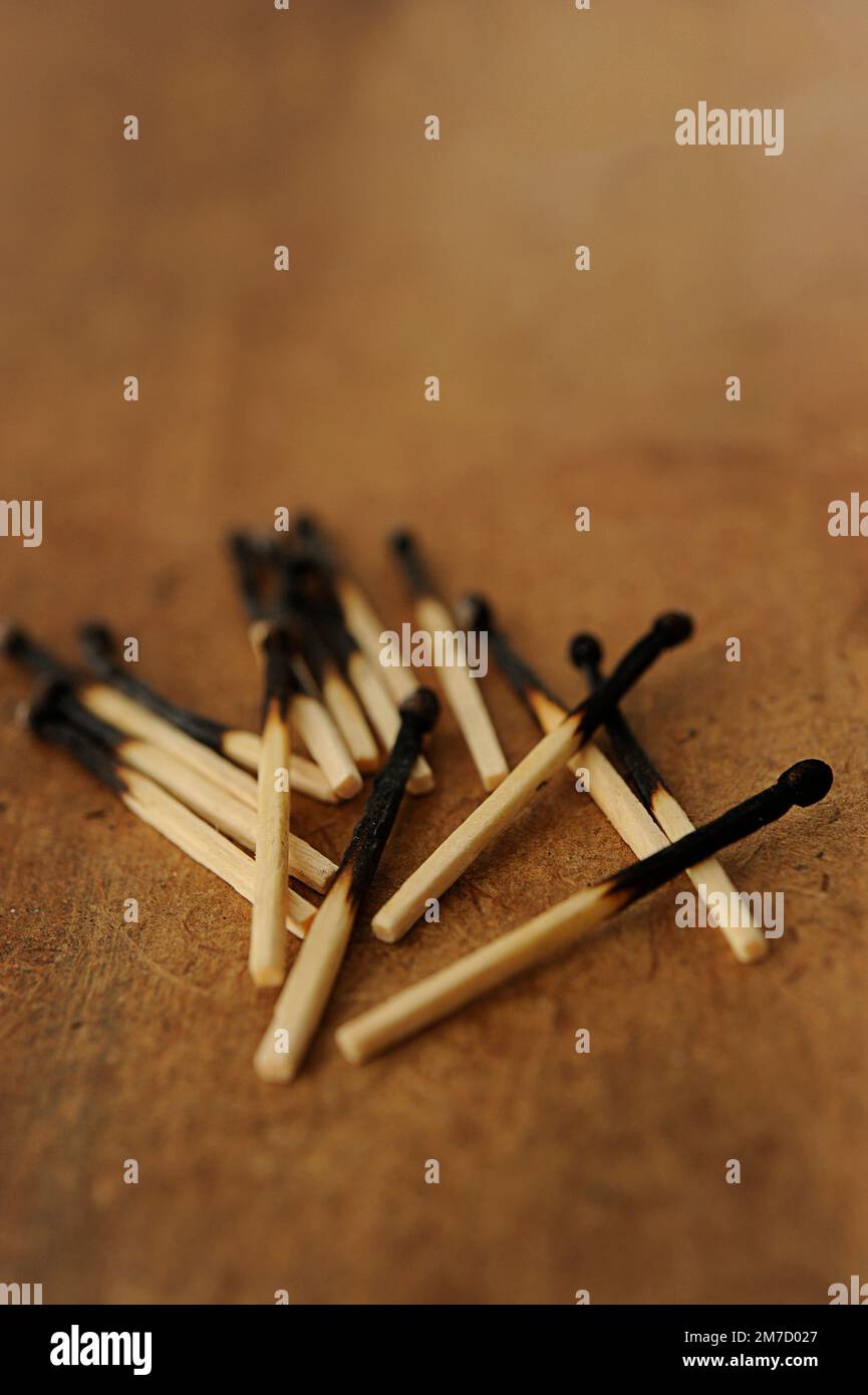 Burnt matches hi-res stock photography and images - Alamy