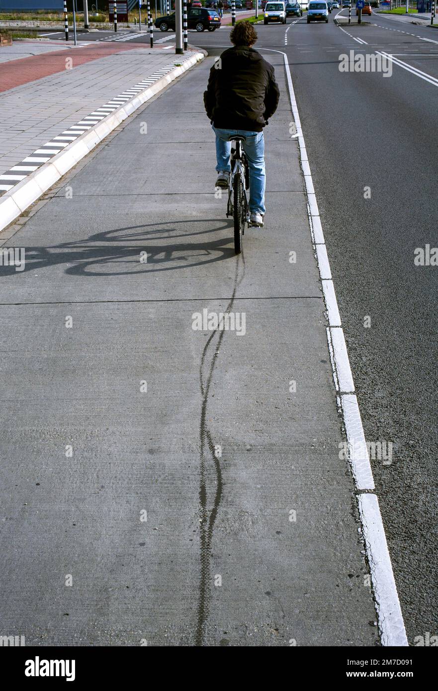 Line trail hi-res stock photography and images - Alamy