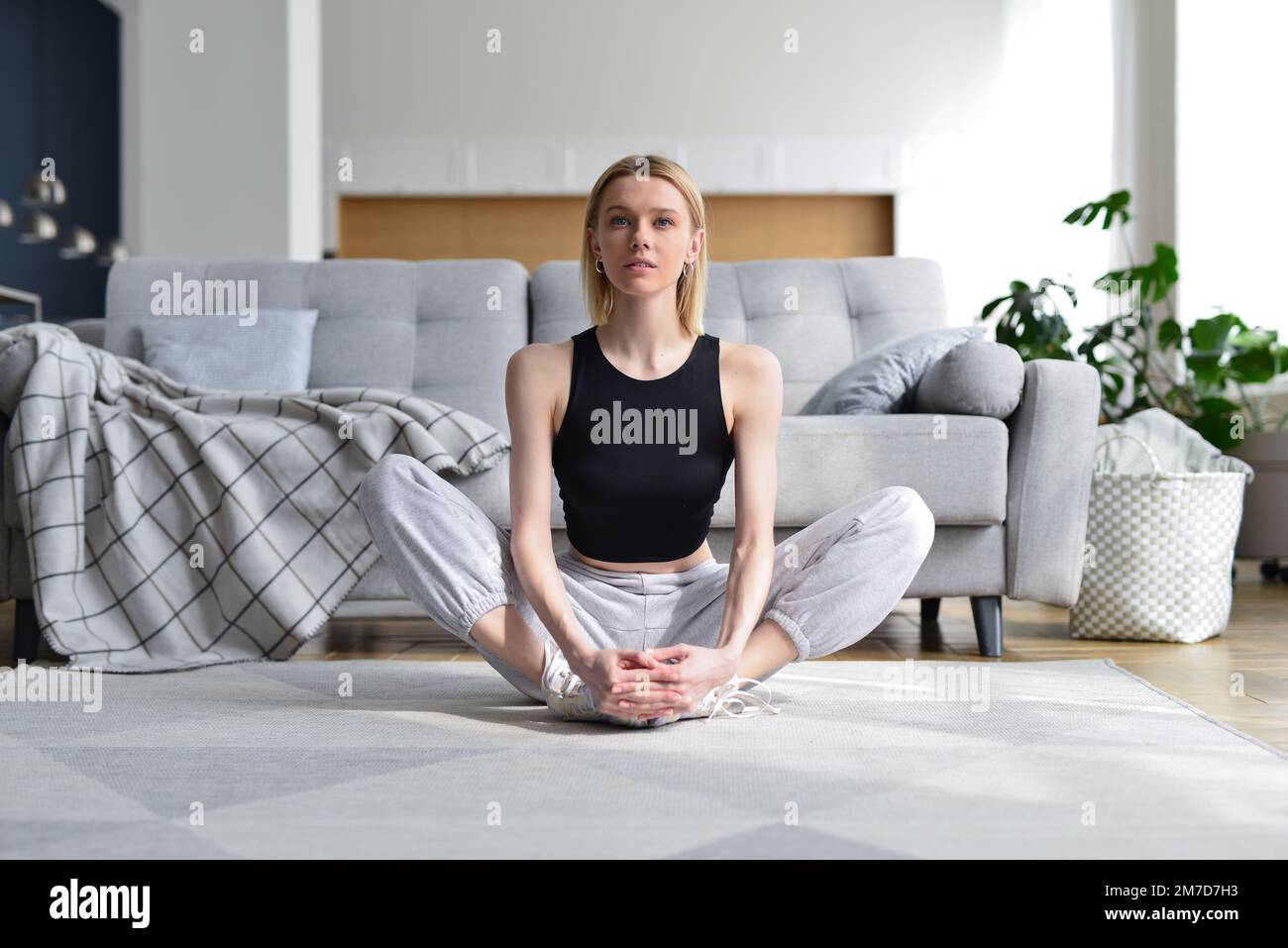 Woman butterfly stretch hi-res stock photography and images - Alamy
