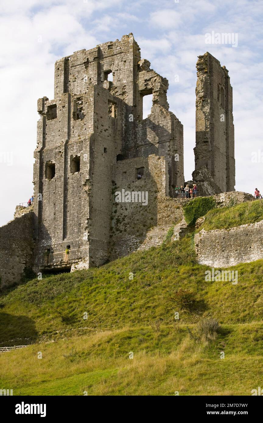 Crumbling tower building uk hi-res stock photography and images - Alamy
