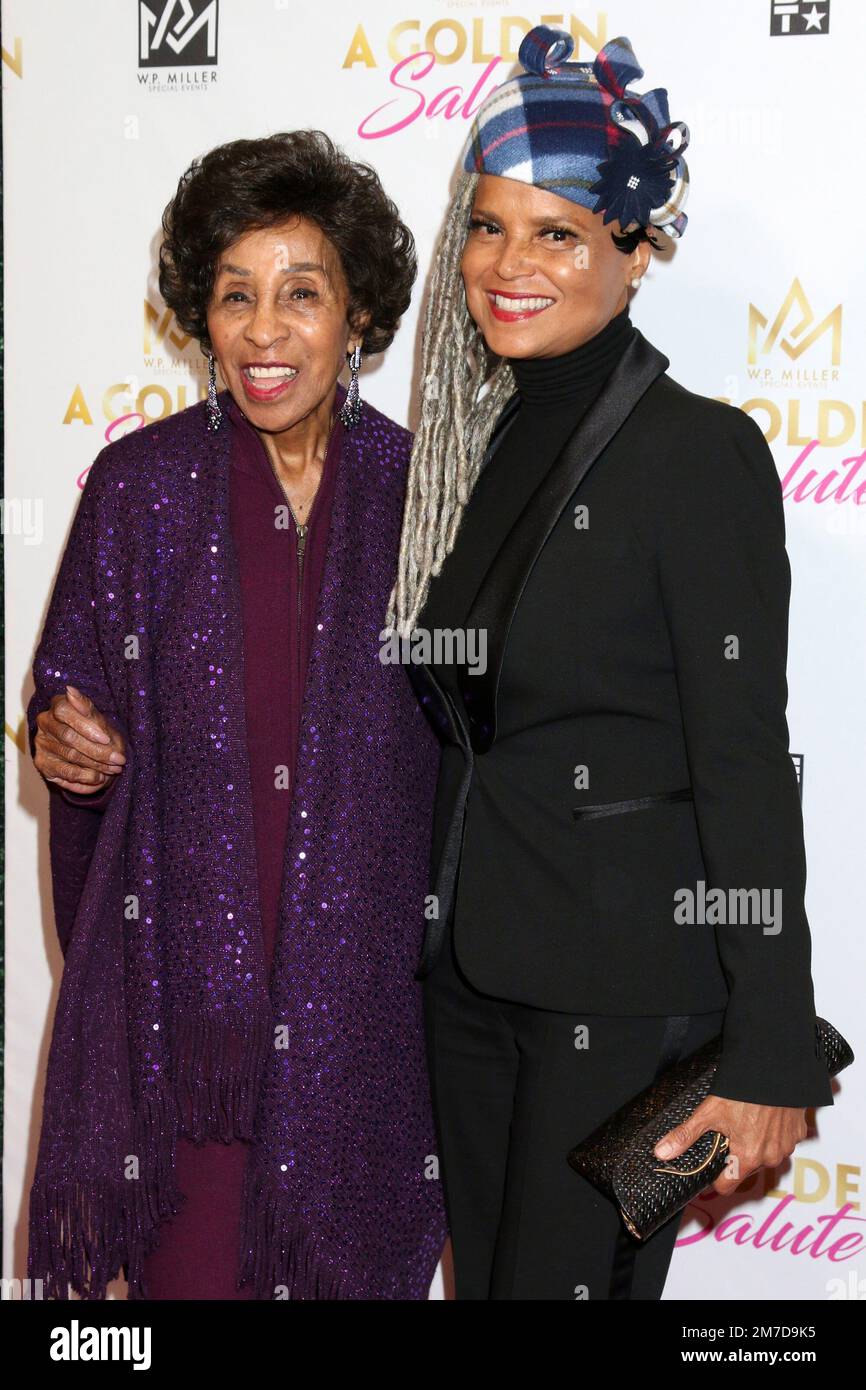 Marina Del Rey, CA. 8th Jan, 2023. Marla Gibbs, VIctoria Rowell at ...