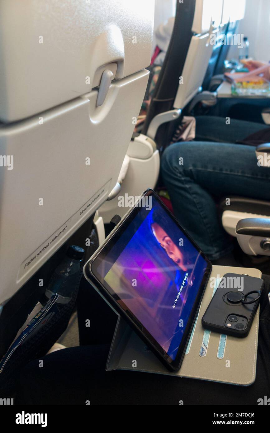 Laptop passenger seat plane hi-res stock photography and images - Alamy