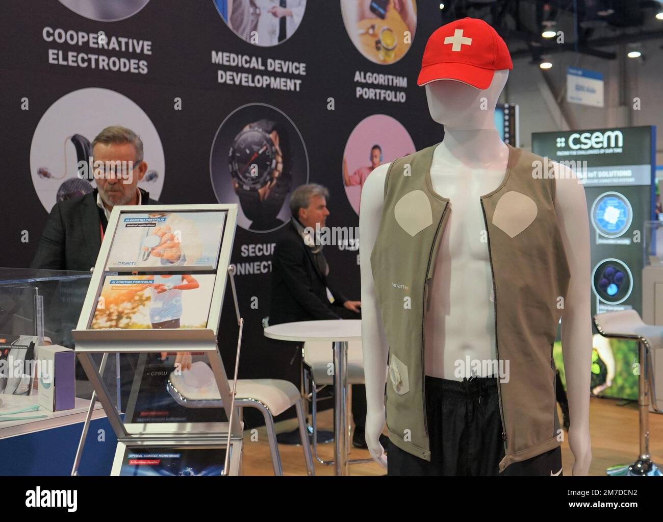 Las Vegas, USA. 8th Jan, 2023. A novel wearable vest for long-term lung ...