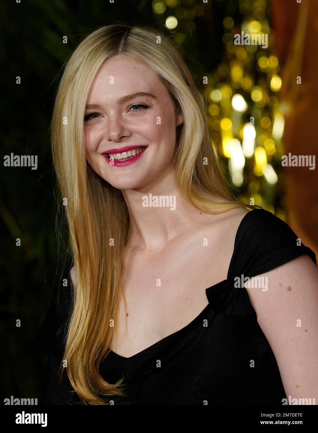 Elle Fanning poses at the premiere of the film "Babylon," Thursday, Dec ...