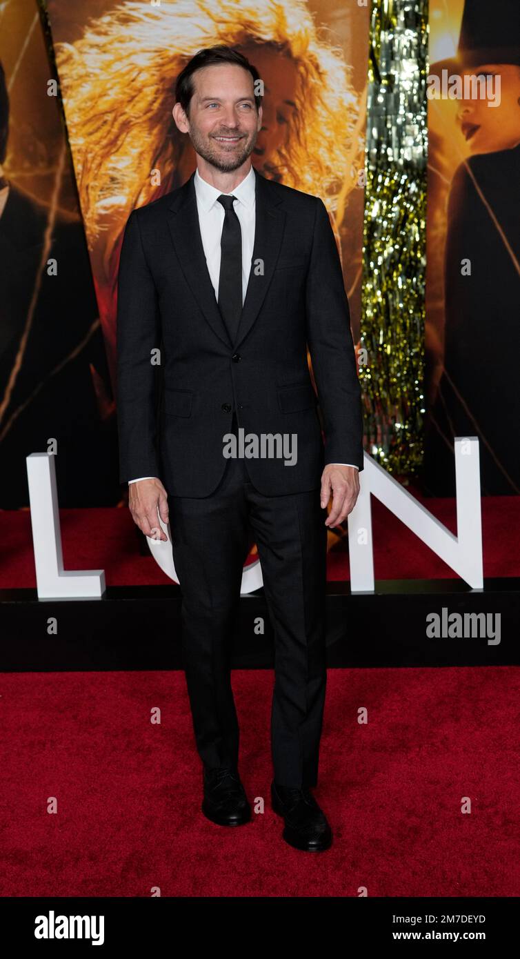 Tobey Maguire poses at the premiere of the film "Babylon," Thursday ...