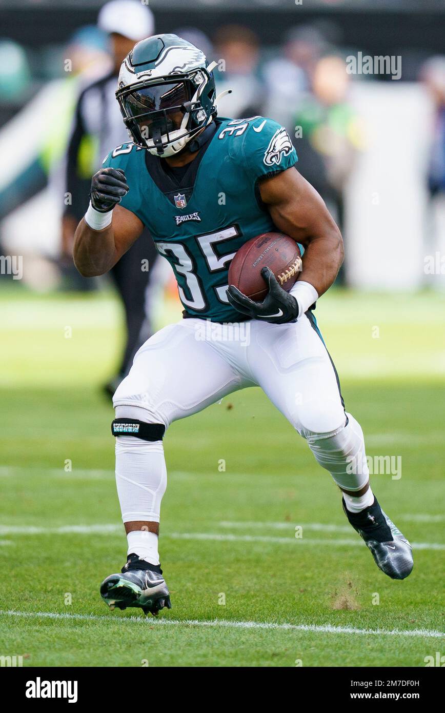 Philadelphia Eagles running back Boston Scott (35) in action during the ...