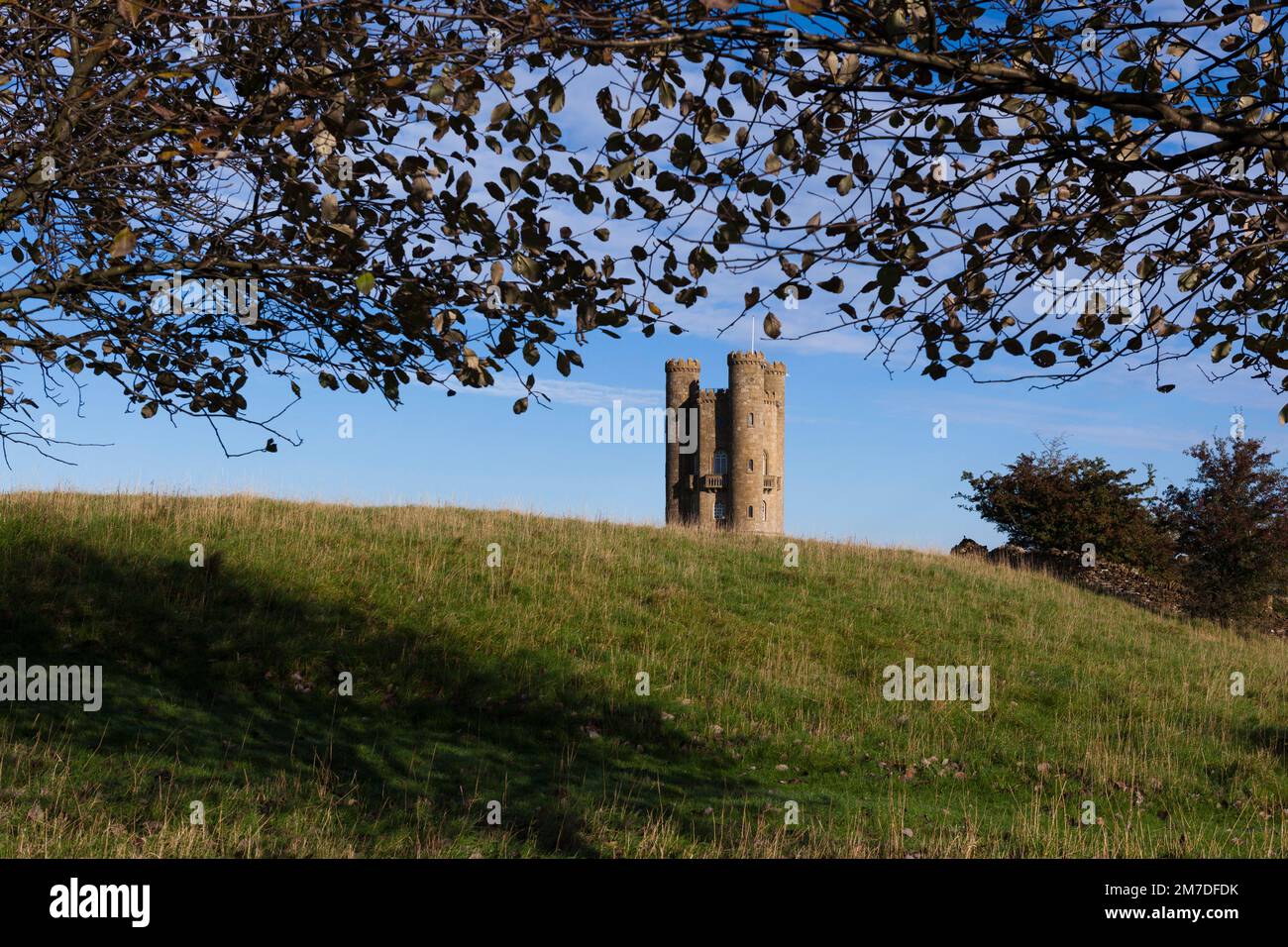 Broadway tower in the early morning autumn sunlight Stock Photo - Alamy