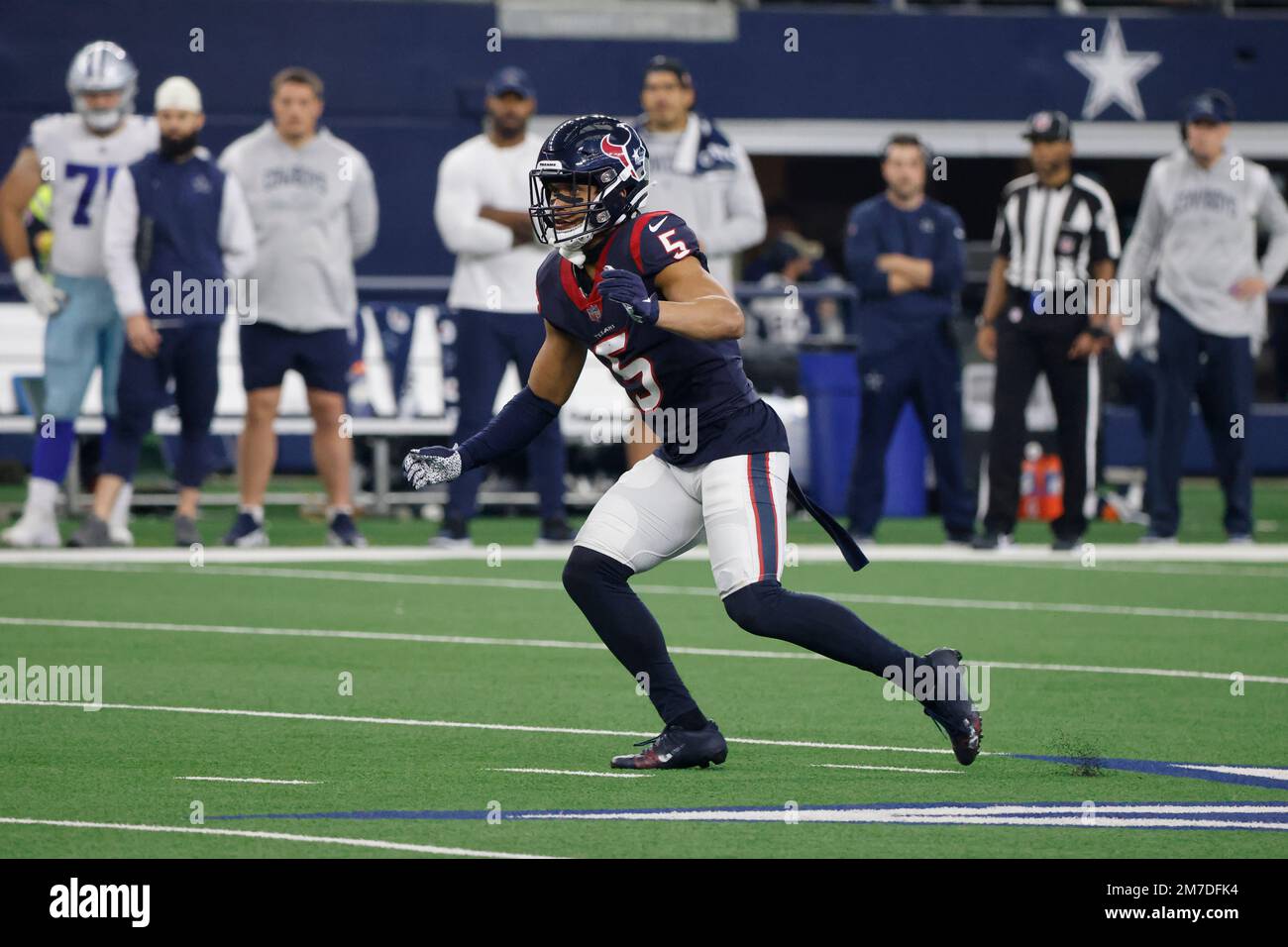 Houston Texans safety Jalen Pitre (5) defends against the Dallas ...