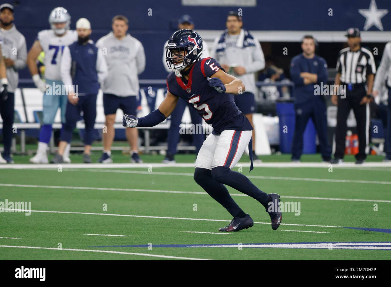 Houston Texans safety Jalen Pitre (5) defends against the Dallas ...