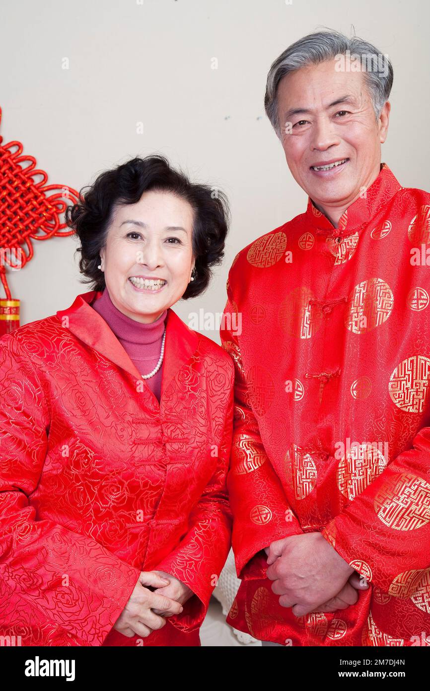 Family life with traditional Chinese style Stock Photo - Alamy