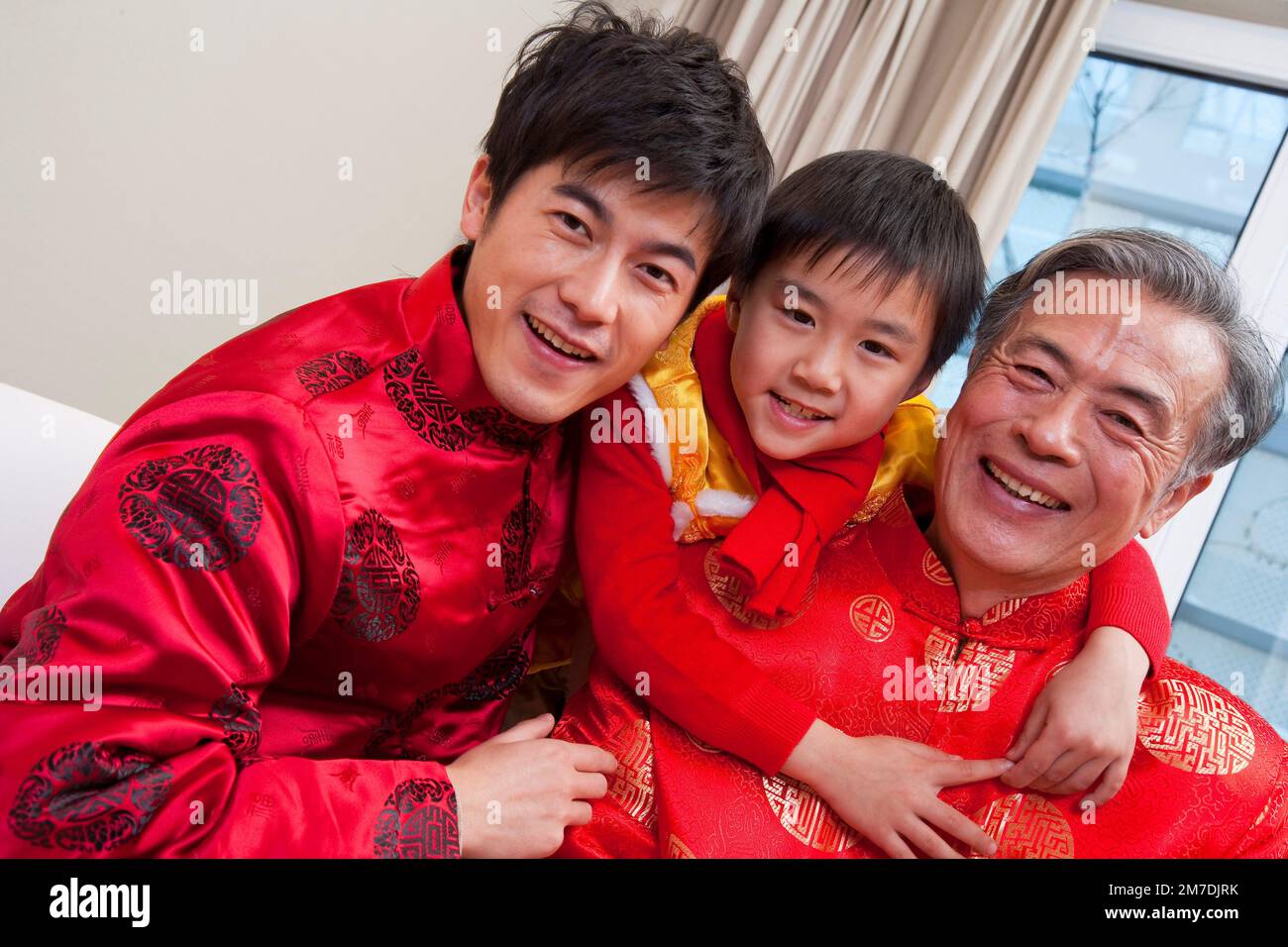 Family life with traditional Chinese style Stock Photo - Alamy