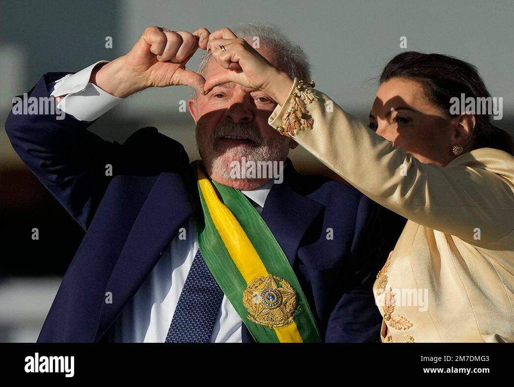 FILE - President Luiz Inacio Lula da Silva, left, and his wife ...